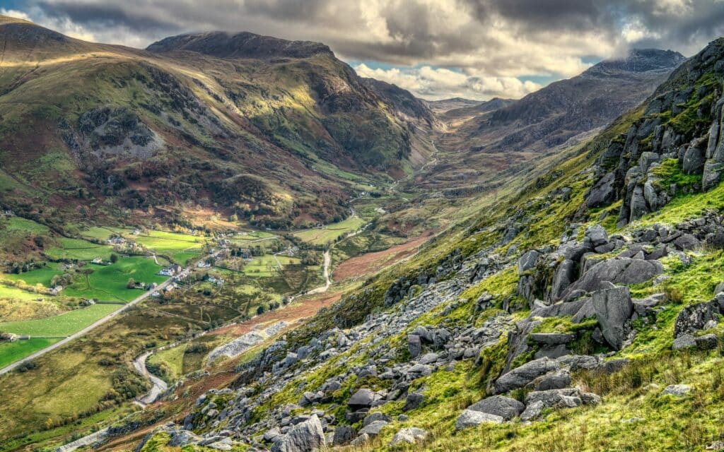 A Guide To Tackling Snowdon With Dogs | Lyons Holiday Parks