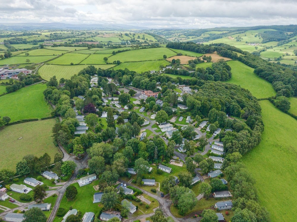 Lyons Woodlands Hall - Lyons Holiday Parks