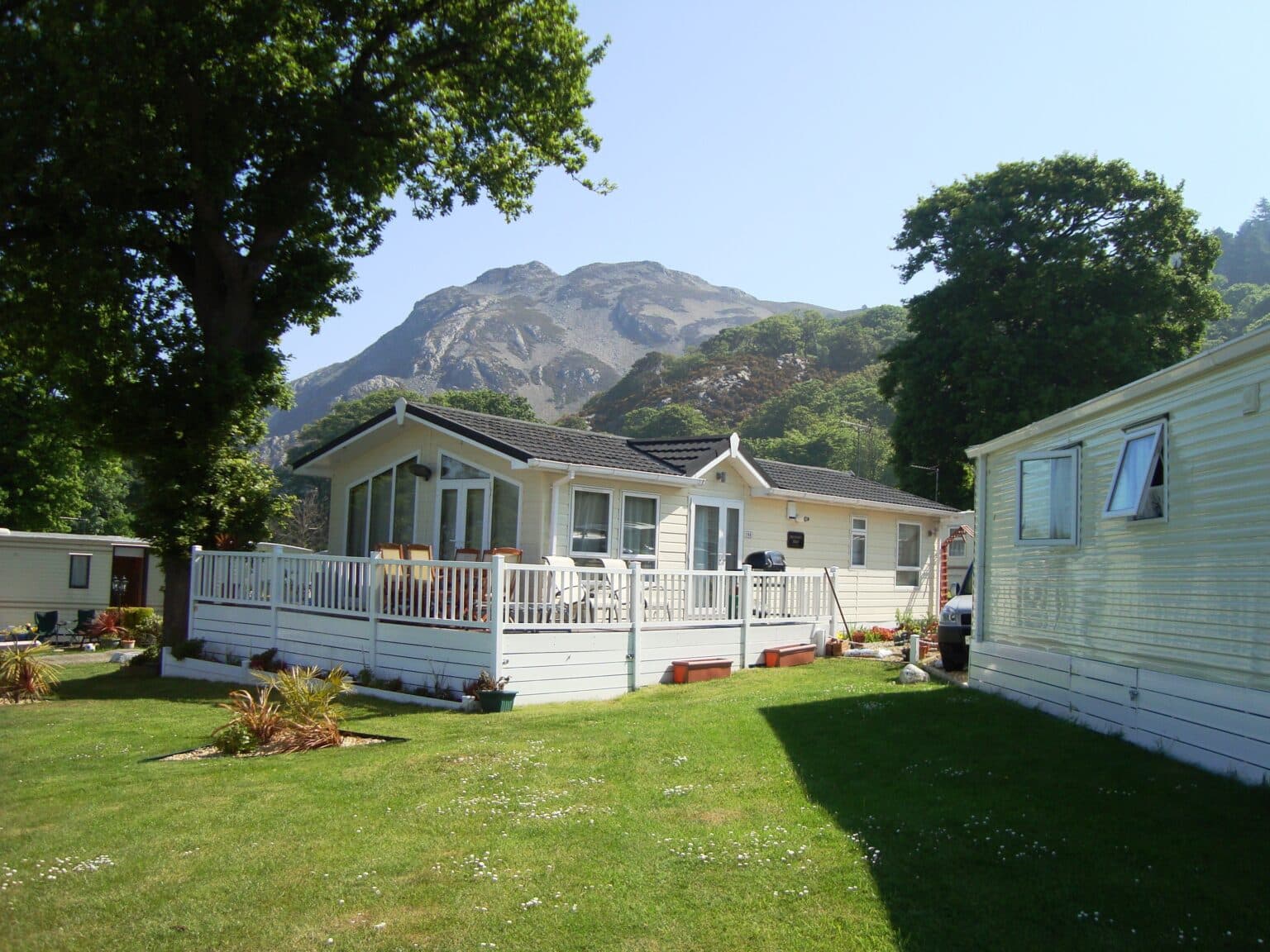 Lyons Pendyffryn Hall Holiday Park | Penmaenmawr Caravan Park