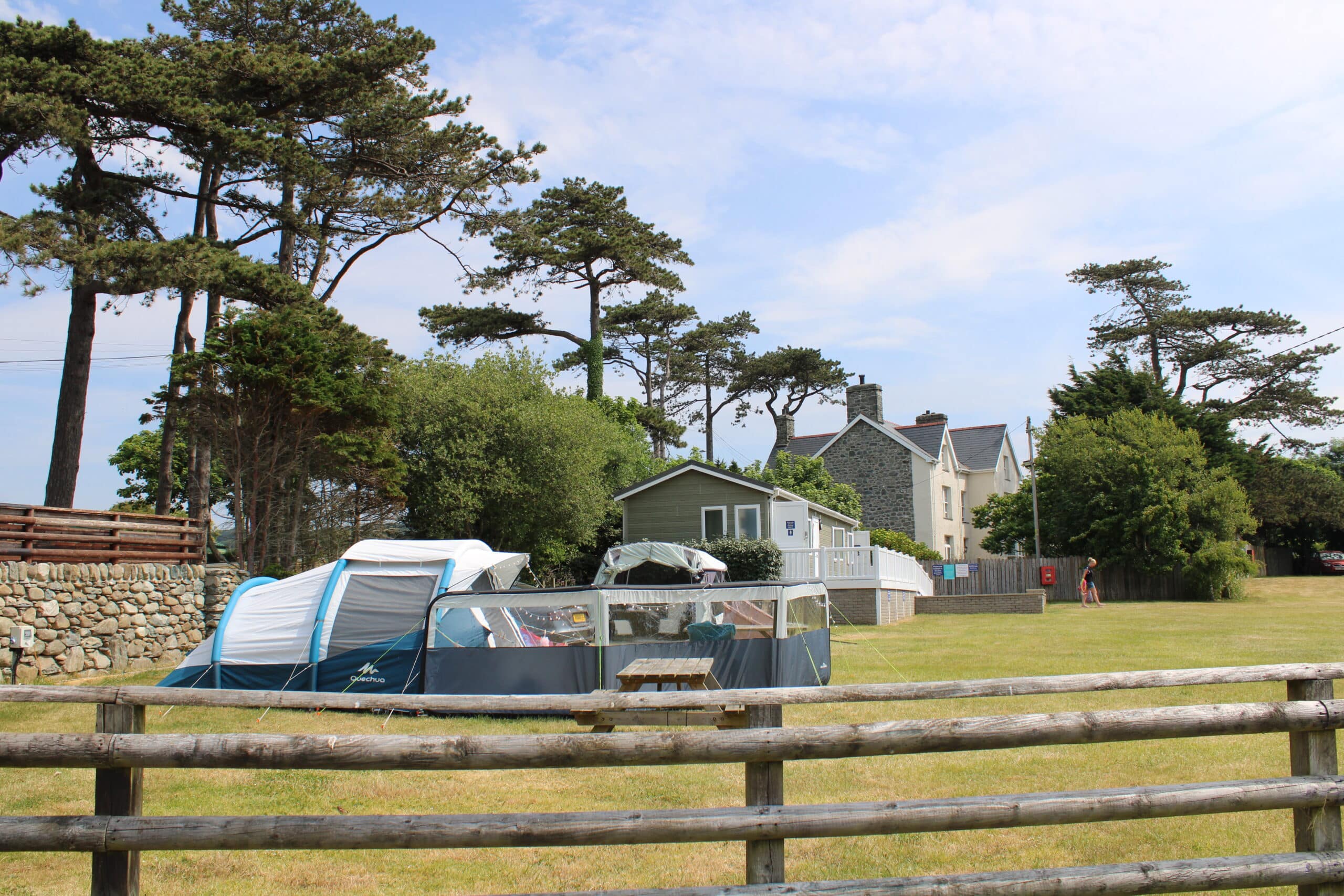 Tyddyn Goronwy Holiday Park | Touring & camping in Barmouth