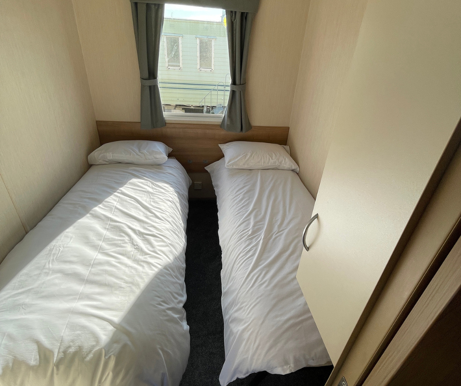 2013 ABI Horizon - Lyons Holiday Parks