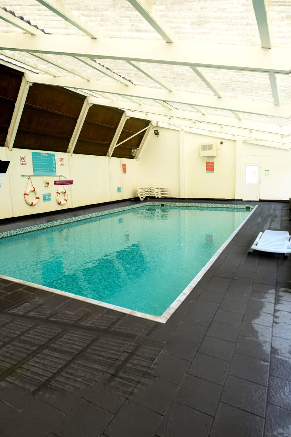 Holiday Parks with Swimming Pools | Lyons Holiday Parks