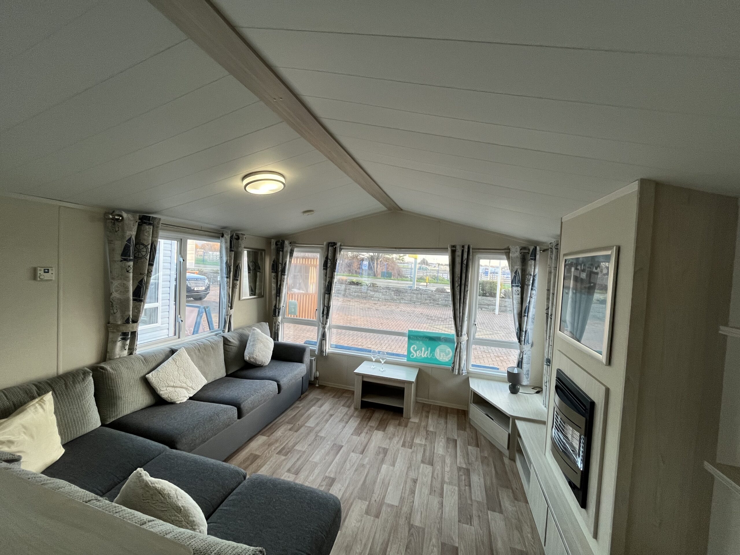 2015 Atlas Ruby - Lyons Holiday Parks