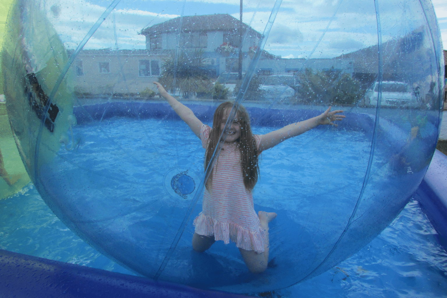 Holiday Parks with Swimming Pools | Lyons Holiday Parks